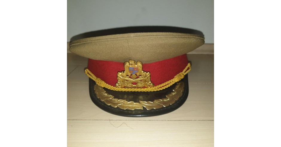 Chipiu militar ofiter (noi) ani 90 | Okazii.ro