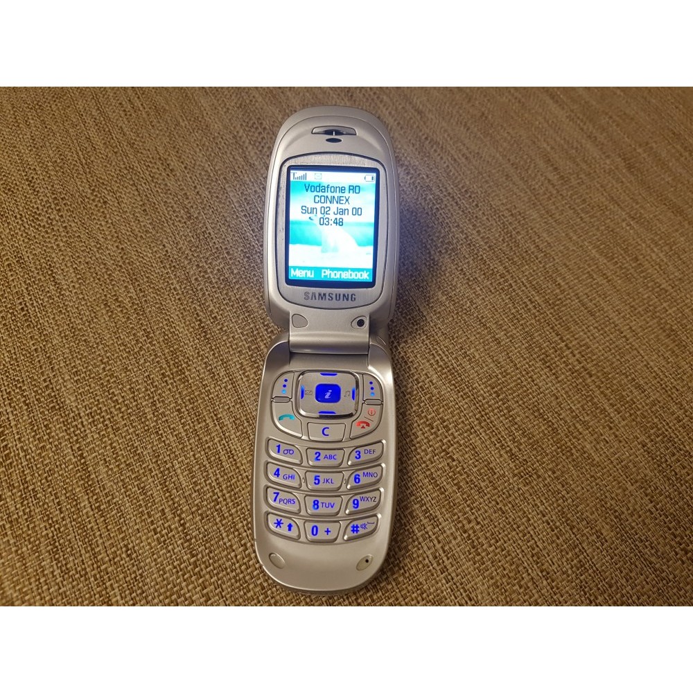 Telefon Clapeta Dame Samsung E100 Silver Liber retea Livrare gratuita ...