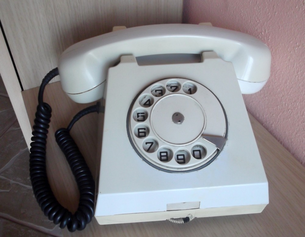 TELEFON FIX , CU DISC , VINTAGE ! | Okazii.ro