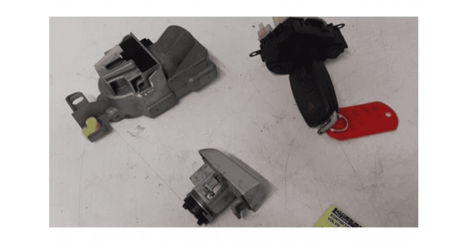 Blocare contact + cheie 31300585 Volvo S40 2010 1,600 cc, Original ...