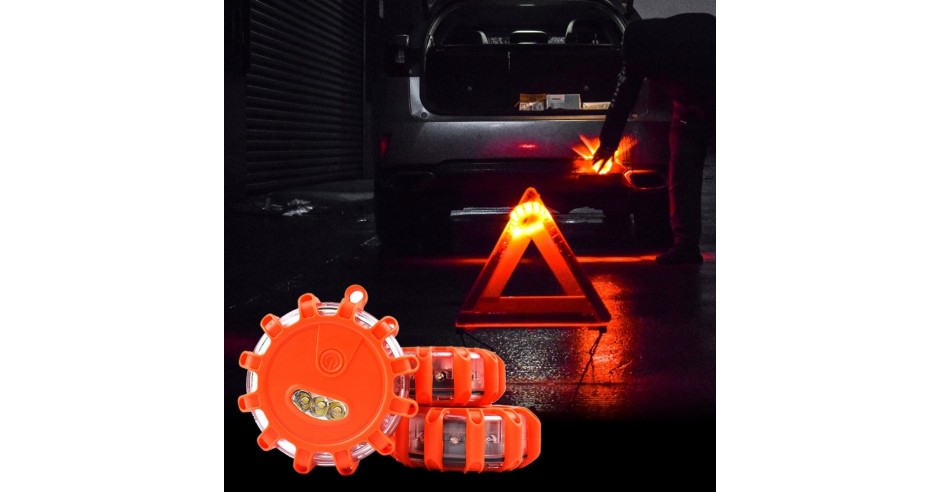 Lampa LED de urgenta pentru siguranta rutiera cu baza magnetica si functie de lanterna FAVLine ...