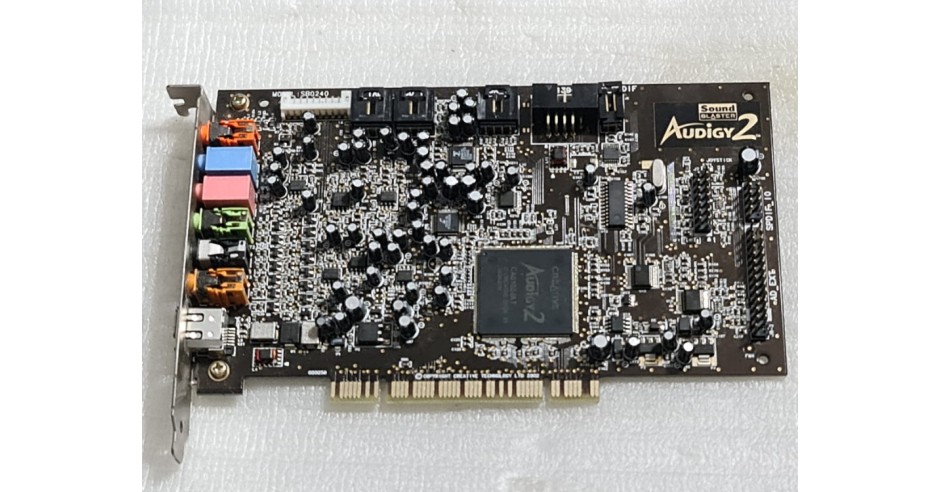 Placa de sunet Creative Sound Blaster Audigy 2 PCI SB0240 7.1 - poze ...