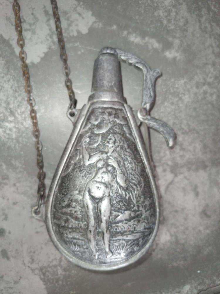 PLOSCA PRAF DE PUSCA - RECIPIENT PANOPLIE OLANDA | arhiva Okazii.ro