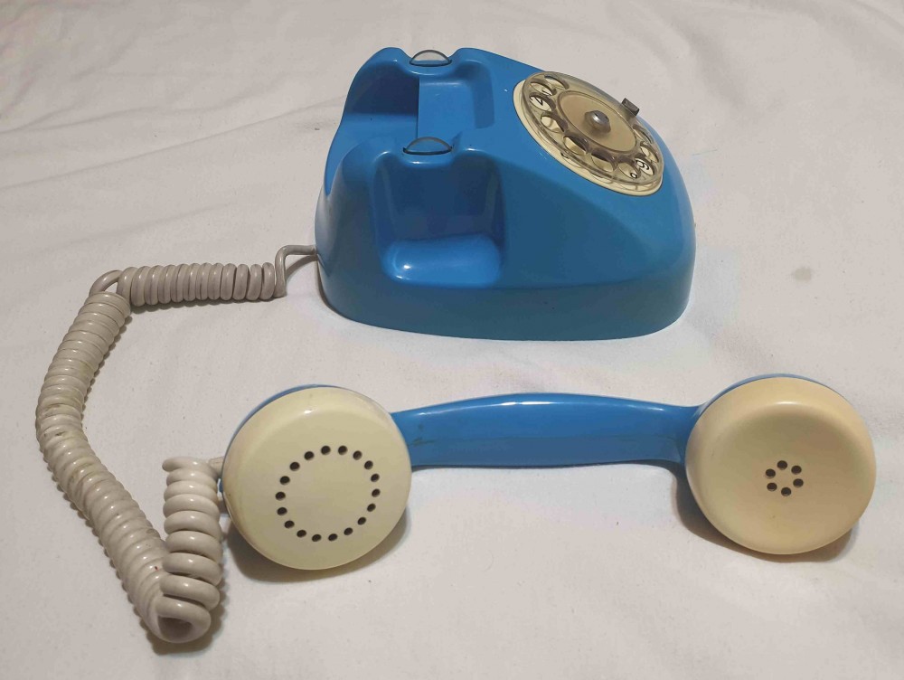 Telefon fix cu disc, vechi romanesc model Broscuta anul 1971 - piesa de ...