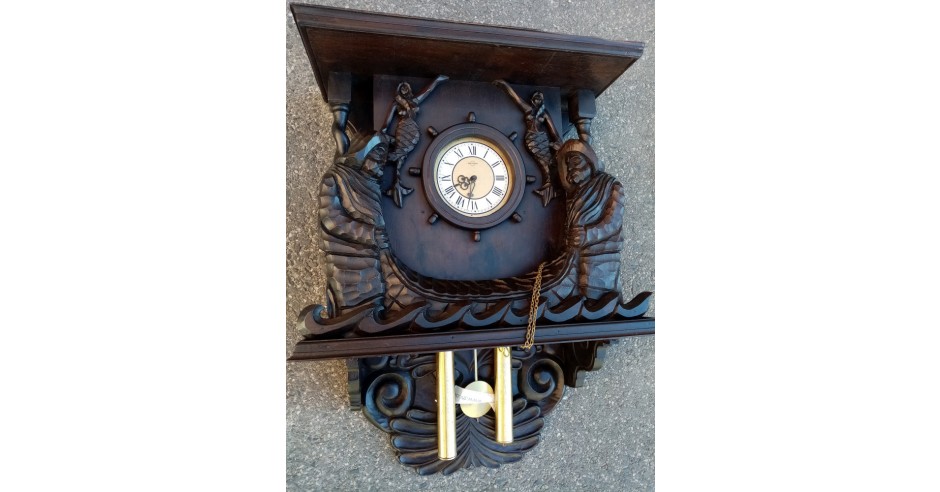 Pendula, ceas perete de dimensiuni impresionante in stilul Baroc ...