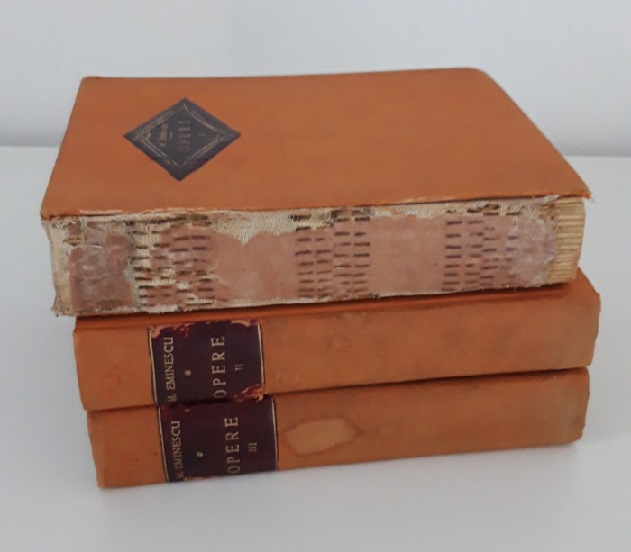 Carte veche M Eminescu Opere editia Ion Cretu trei volume | Okazii.ro