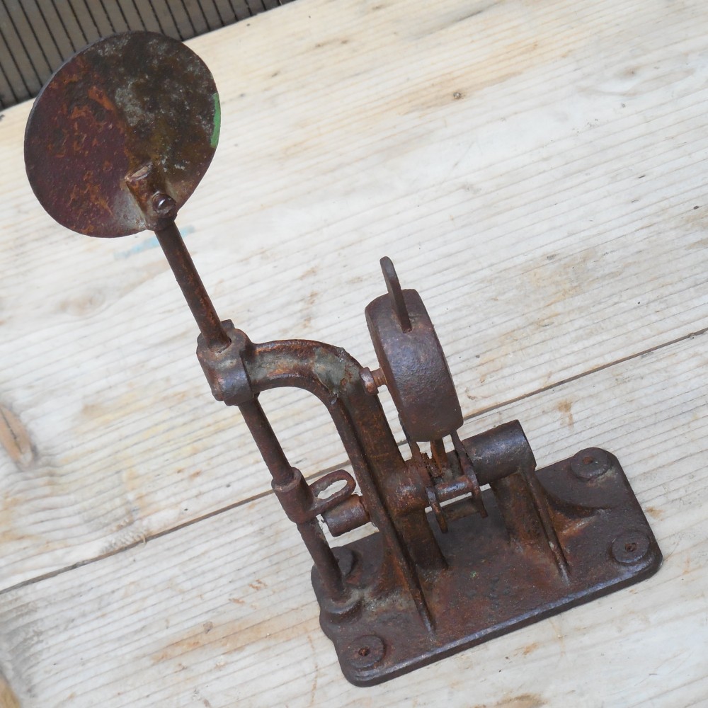 ANGRENAJ MECANIC - MODEL RAR SI INTERESANT - 0,7 KG | arhiva Okazii.ro