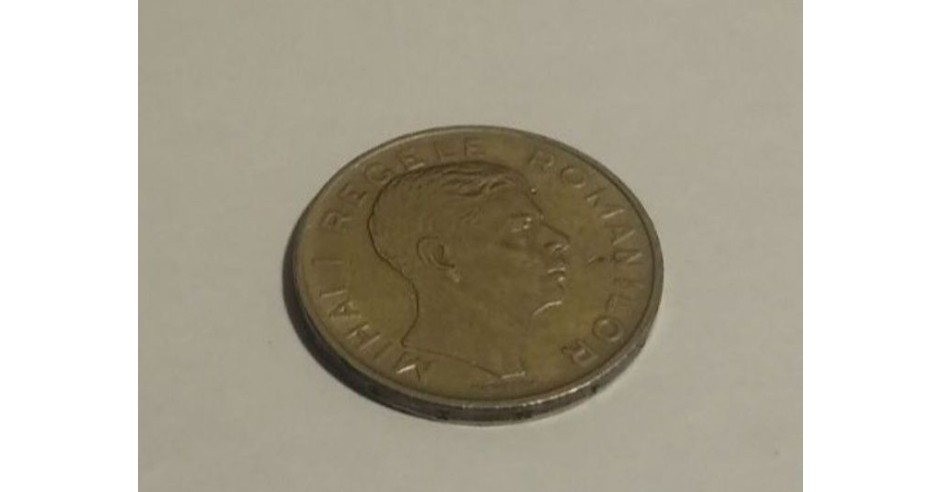 Moneda romaneasca cu regele Mihai I - an 1944 - 100 de lei - XF ...