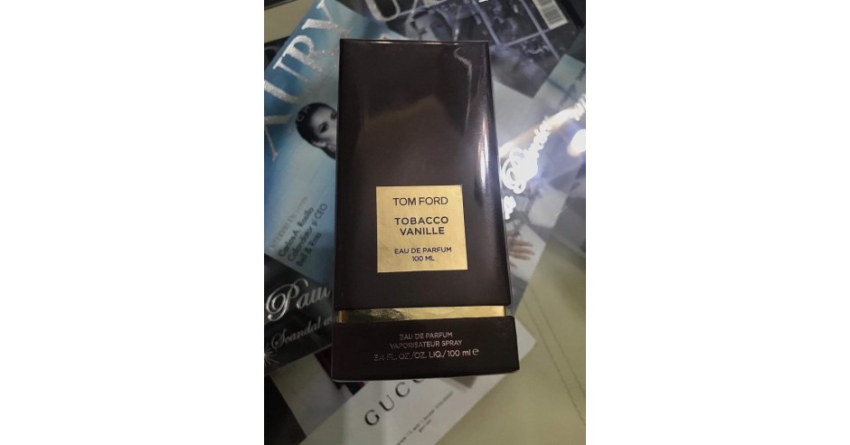 Testere parfum si parfumuri | arhiva Okazii.ro