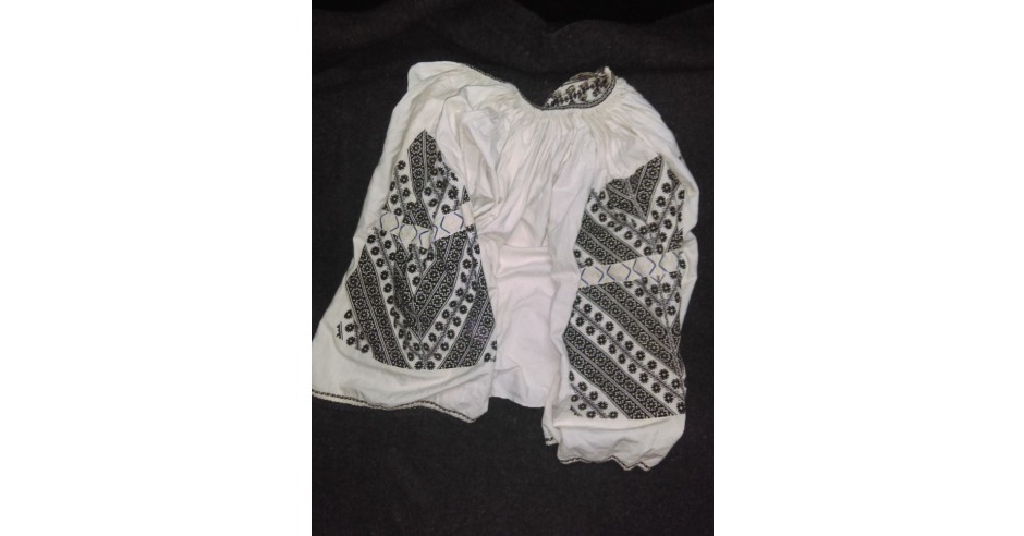 IE traditionala veche | arhiva Okazii.ro