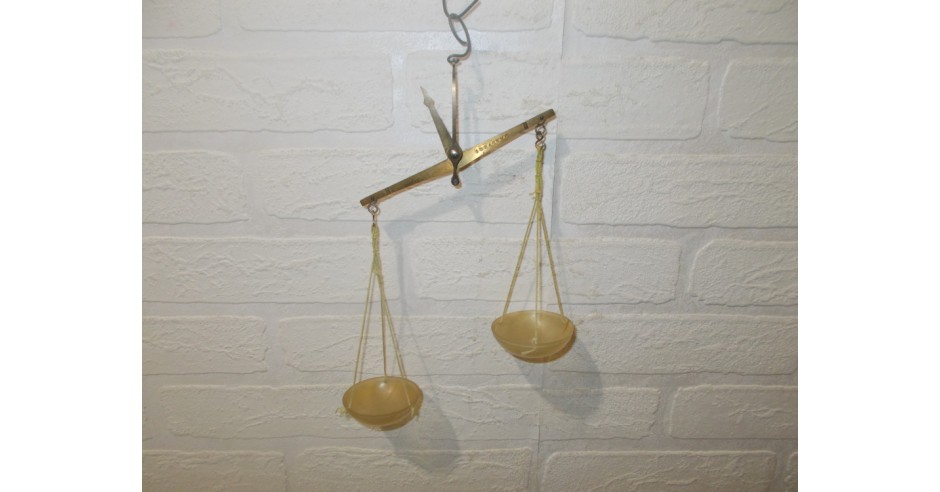 CANTAR tip BALANTA mica marcaj 1 DRACHME , lucrata din ALAMA , talere ...