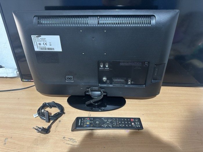 TV LED FULL HD SAMSUNG 22 INCH CU TELECOMANDA SAMSUNG, 56 cm | Okazii.ro
