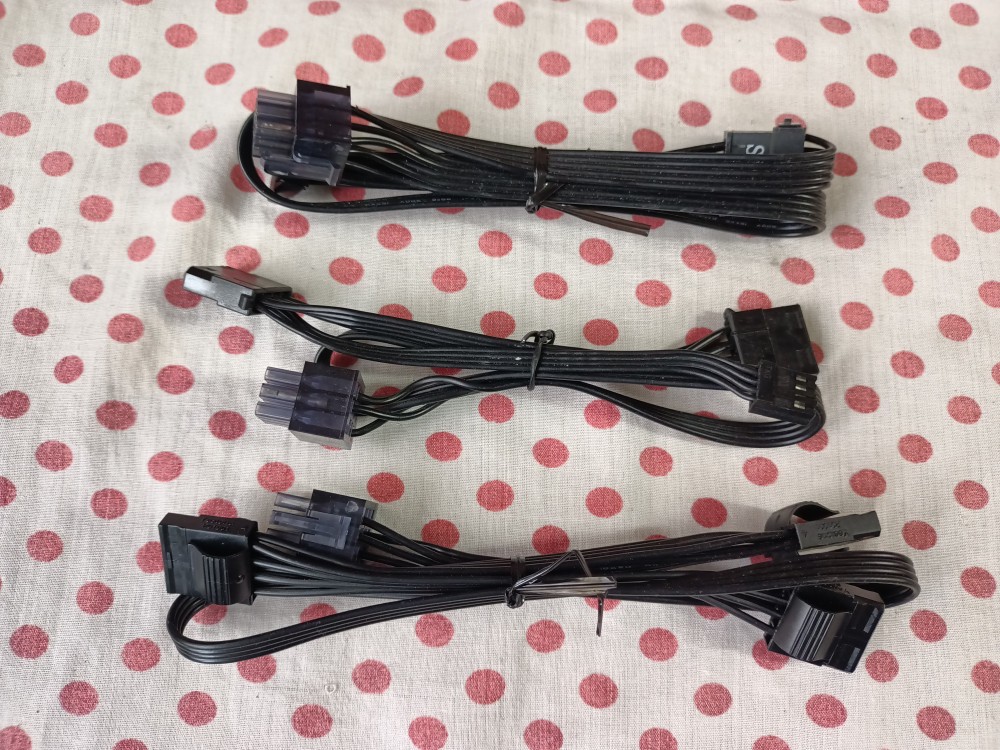 Cablu sursa modulara 3 bucati Sursa Super Flower. | arhiva Okazii.ro