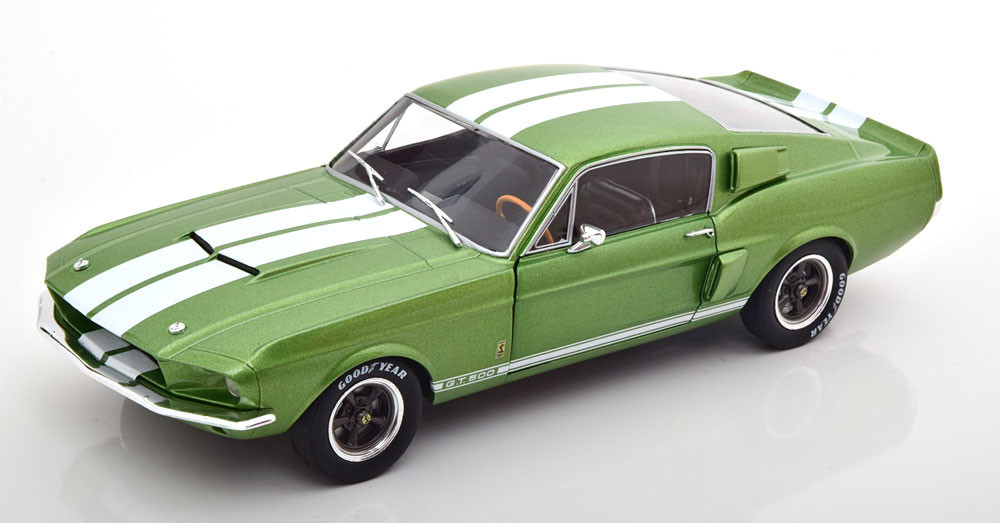 Macheta FORD MUSTANG SHELBY GT500 1967 - Solido, scara 1/18, noua ...