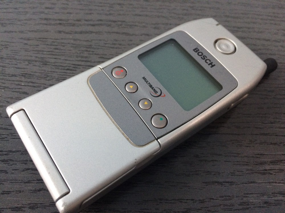 TELEFON DE COLECTIE DIN 1999 BOSCH GSM 909 DUAL.CITITI VA ROG TOT ...