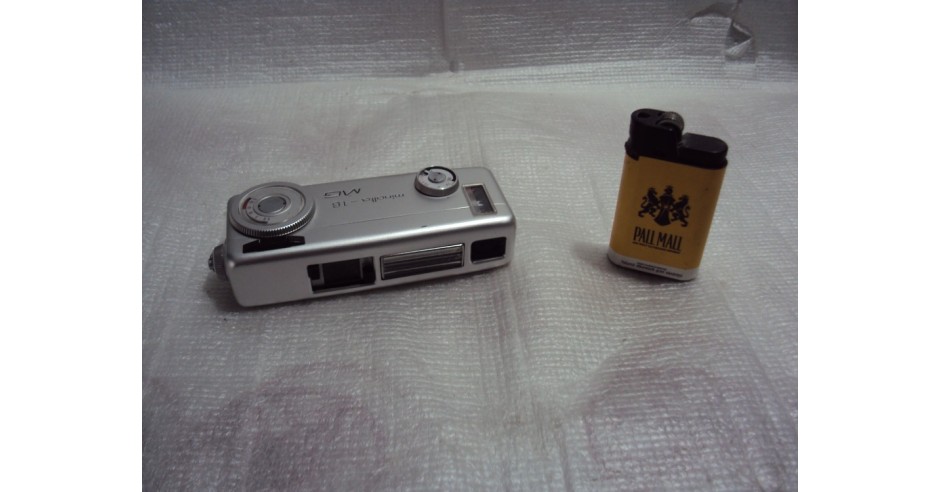 Mini aparat foto vechi pe film MINOLTA-16 MG, Konica Minolta | Okazii.ro