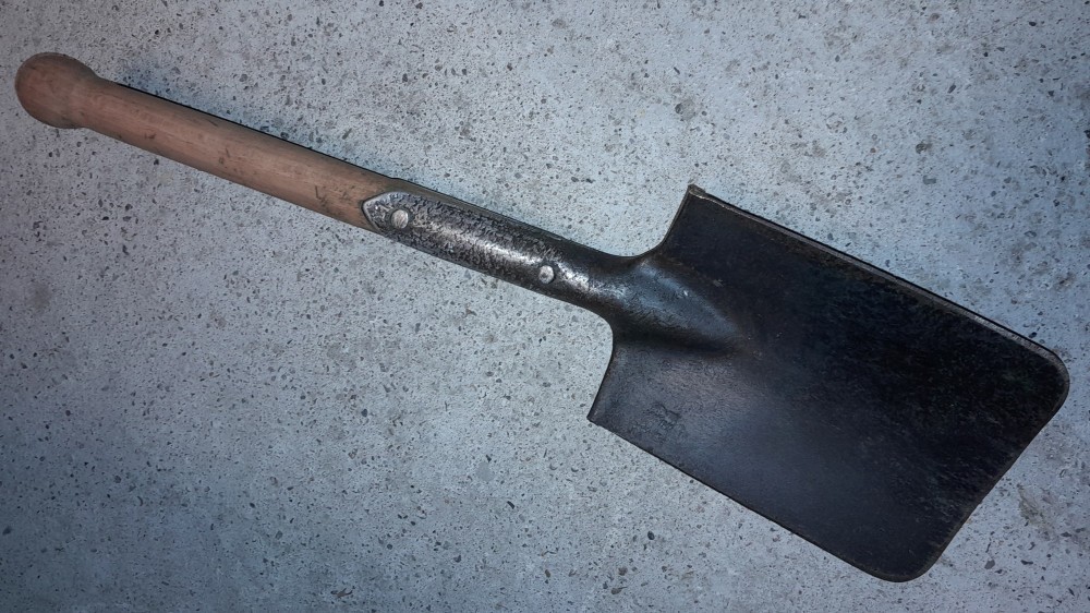 Lopatica militara germana de infanterie ORIGINALA de tip Wehrmacht ...