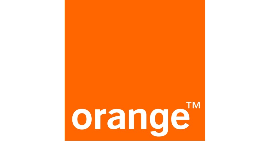 Cartela cu numar de aur Orange Vip cu cinci cifre identice. | arhiva ...
