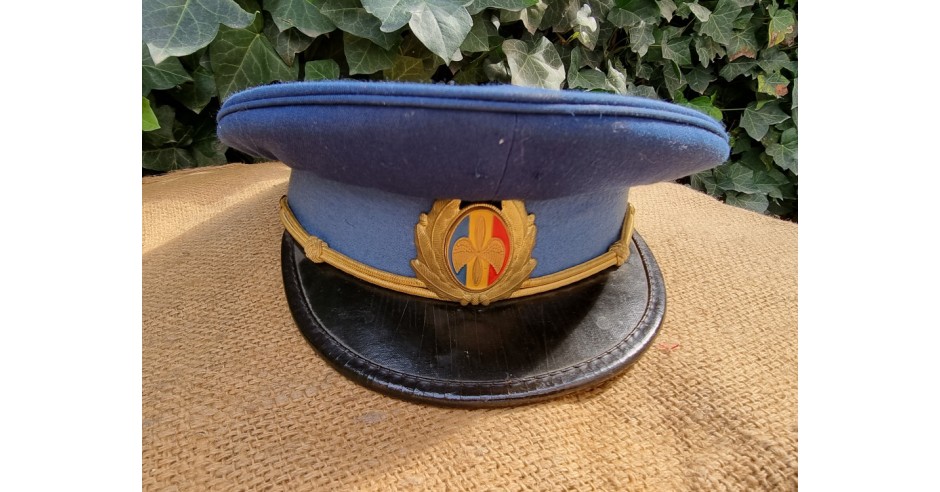 Cascheta, chipiu romanesc de ofiter de aviatie din anii 90 | arhiva ...