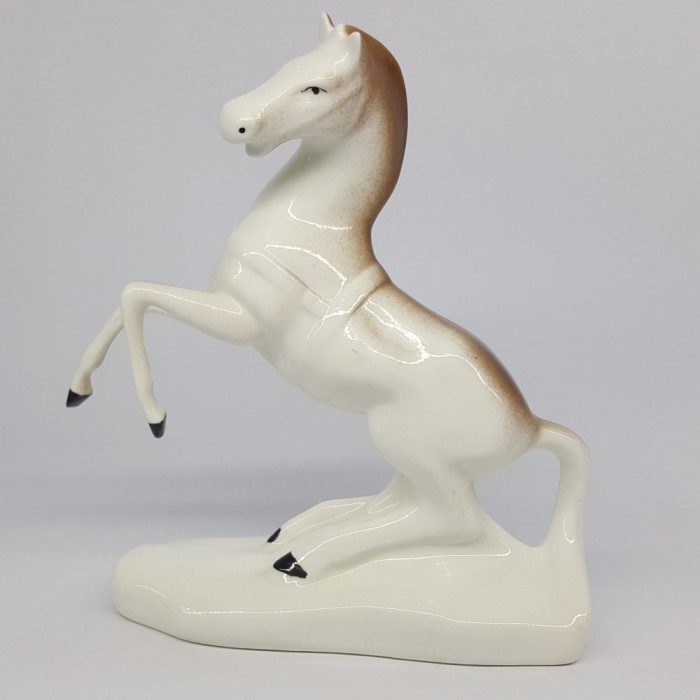 Cal - bibelou portelan romanesc vechi, vintage | Okazii.ro