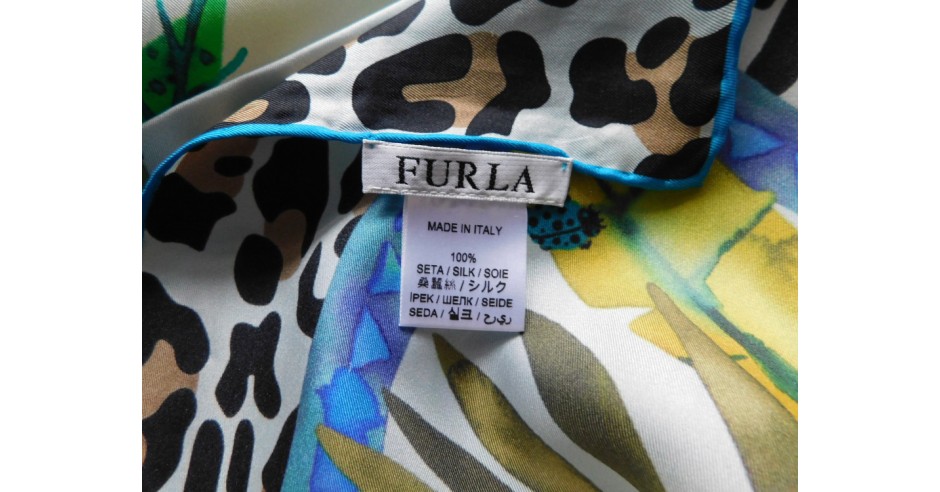 FURLA , esarfa noua , deosebita , originala, matase naturala | arhiva ...