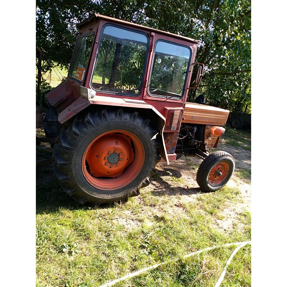 Vand tractor cu plug disc etc. | arhiva Okazii.ro