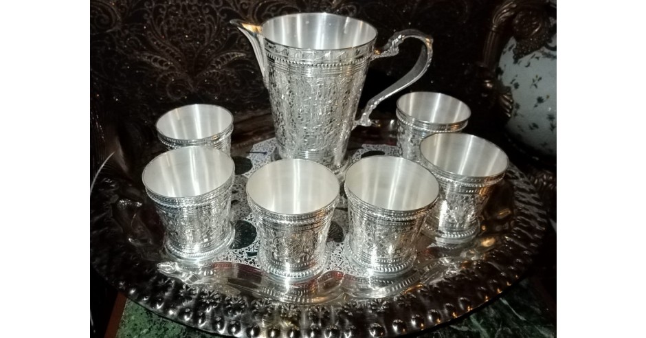 Boem serviciu din bronz masiv argintat carafa, tava și 6 pahare in ...