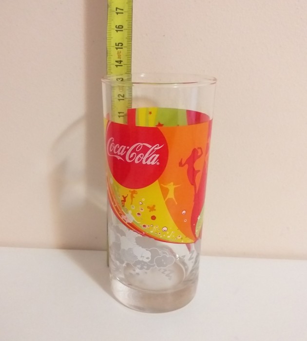 Pahar de colectie Coca Cola seria 2009 Deschide si savureaza fericirea ...