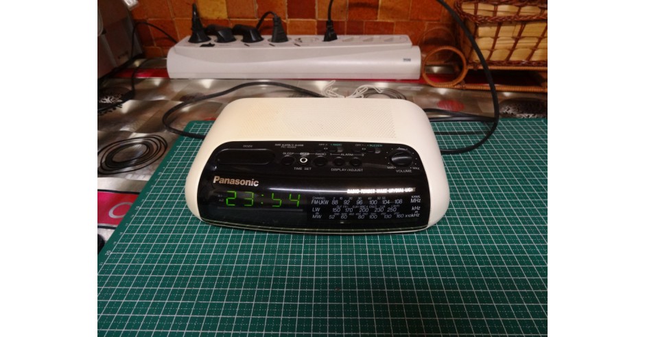 Aparat radio cu ceas retro Panasonic FM/MW /Unde Lungi RC-6099 | arhiva ...