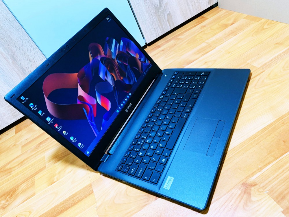 Laptop Verypc Clevo, Quad-Core, 8GB RAM, Windows 11, IMPECABIL, SLIM ...