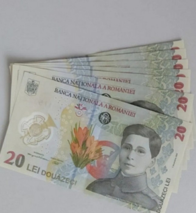 Vand 50 bancnote de 20 lei | Okazii.ro