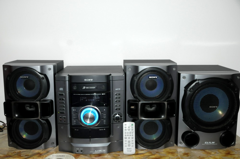 Combina Sony MHC-RG495,hi-fi stereo,cd,dublu cass,radio,noua. | arhiva ...