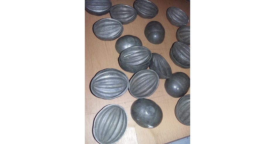 Forme prajituri vechi tip cochilie NUCI,21 Forme nuci FONTA Originale,T ...