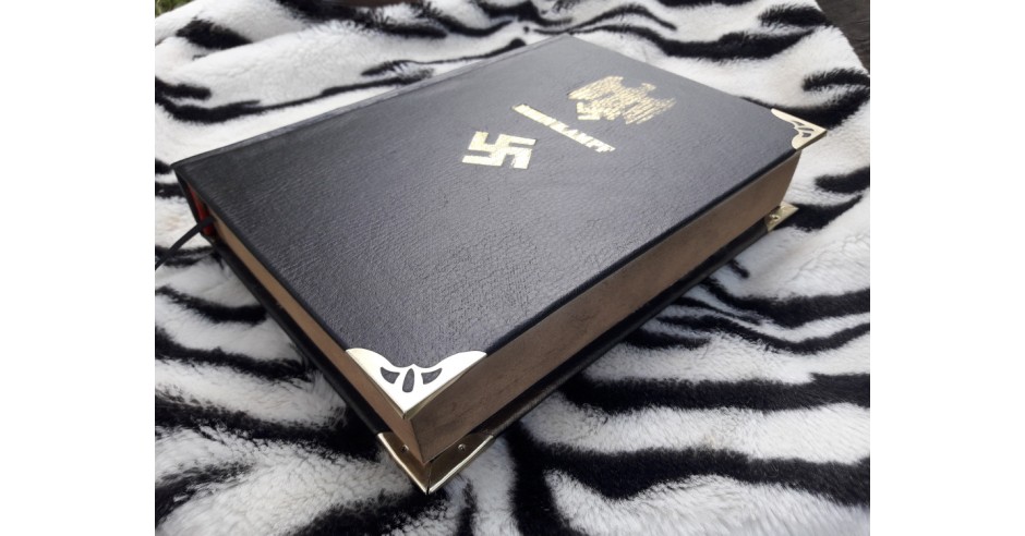 MEIN KAMPF in limba romana 2 volume ed LUX varianta necenzurat AN 1994 | arhiva Okazii.ro