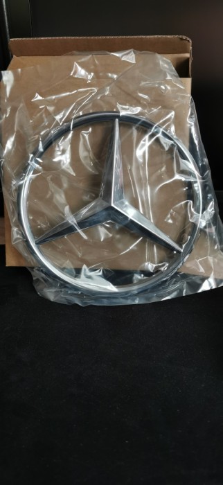 Sigla/Emblema/Logo fata MERCEDES W204 ,C207,A207,S207 cod 2078170016 ...