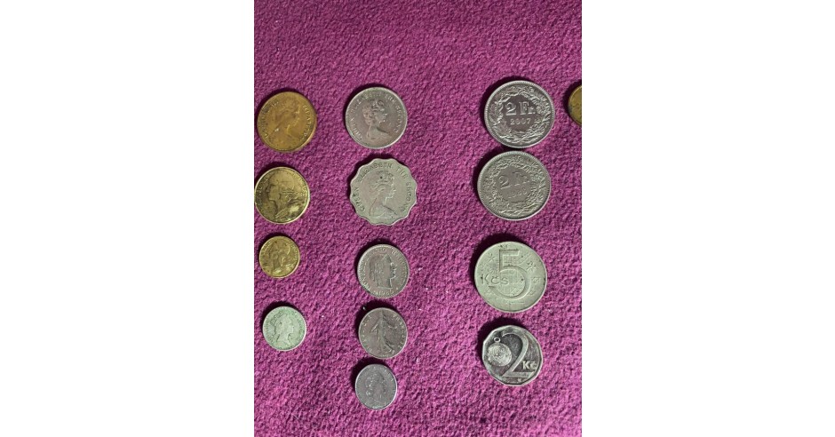 monde si bacnote originale din diferite tari de pe timpul lui srabunelu ...