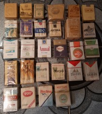 Colectie tigari romanesti anii '40-'90 | arhiva Okazii.ro