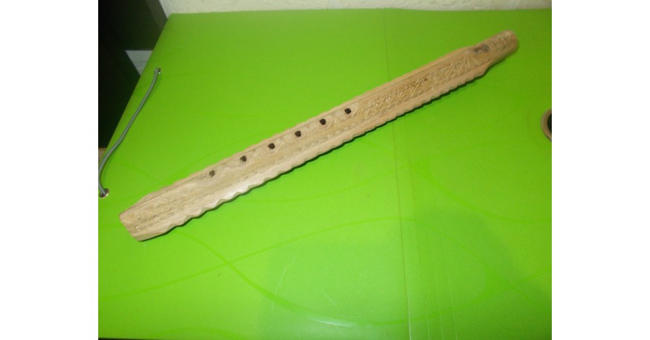 FLUIER TRADITIONAL din LEMN sculptat MANUAL cu motive geometrice ...