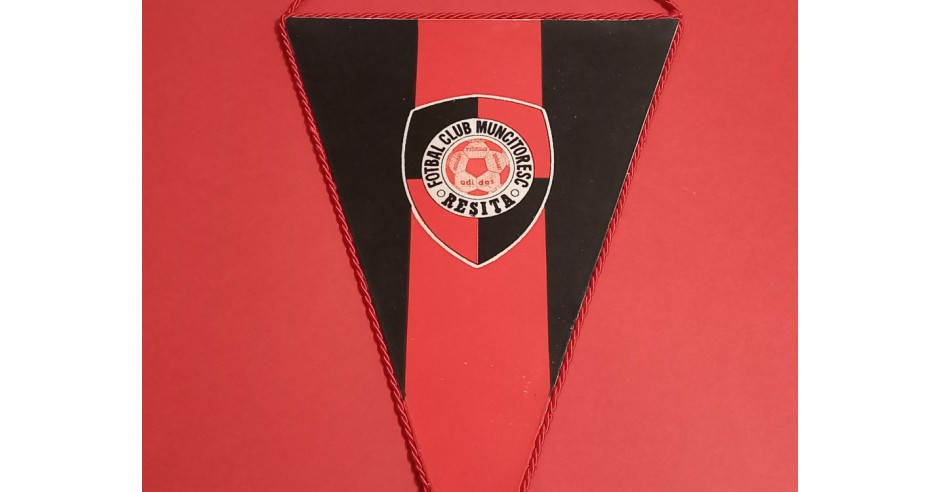 Fanion (model vechi) fotbal - FCM RESITA (dimensiuni mari 32x22 cm ...