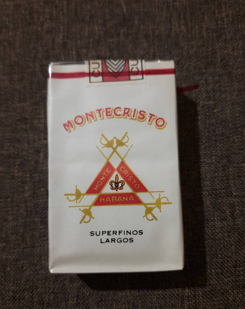 Pachet plin tigari MonteCristo anii 1980 | arhiva Okazii.ro
