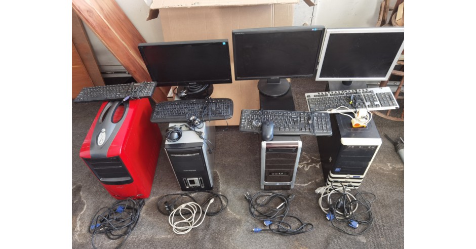 LOT 4 Calculatoare Vechi Colectie Anii 2000 (Unitate PC) Ploiesti ...