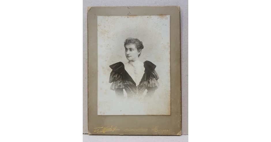 STUDIO FRANZ MANDY - BUCURESTI , PORTRET DE FEMEIE , FOTOGRAFIE TIP ...