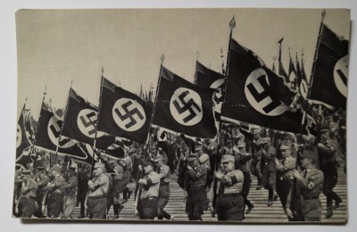 CP Parada nazista Germania, steaguri cu zvastica, III reich valoare ...