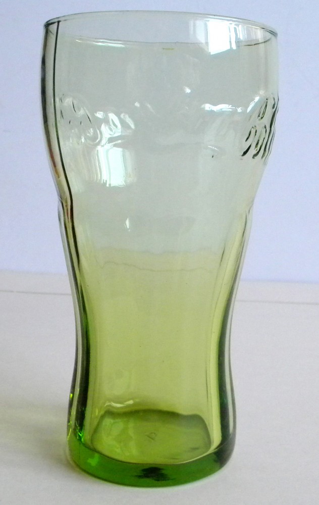 Pahar verde Coca-Cola de colectie | arhiva Okazii.ro