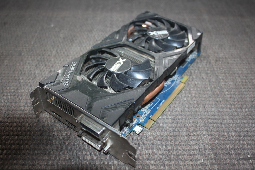 placa video ati radeon HD 7850 sapphire , 2 GB DDR5 , defecta ,nu ...