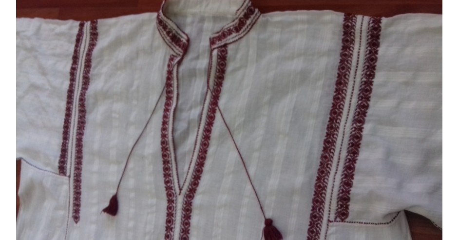 Costum traditional , Camasa taraneasca , Ie | arhiva Okazii.ro