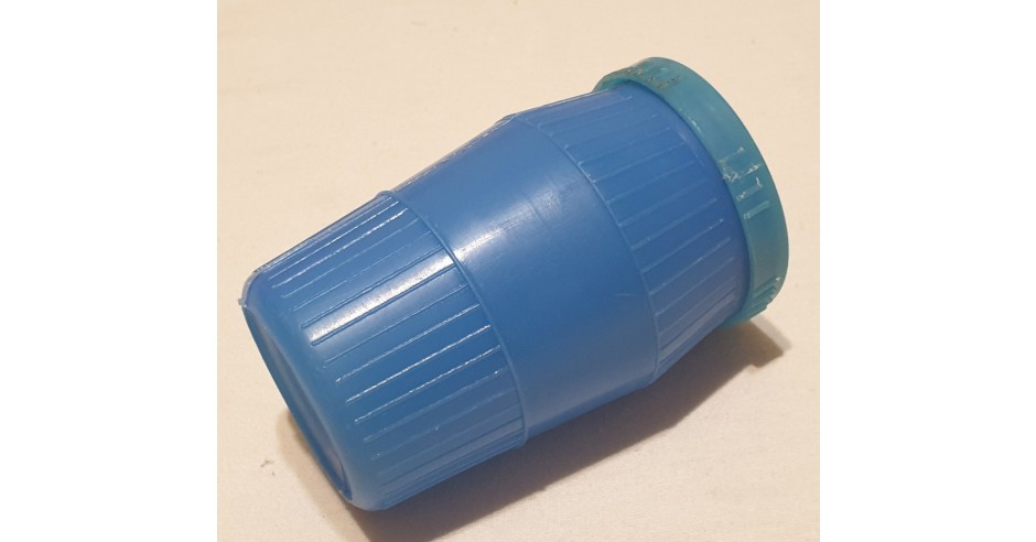 Cutie-pahar din plastic pentru mustar - Epoca de Aur anii 1970 produs ...