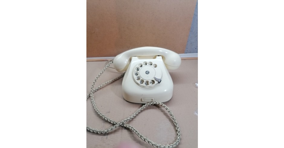Telefon alb cu disc | arhiva Okazii.ro