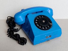 Telefon romanesc cu disc din anii 80 tip RS-72492, model EM-72 | arhiva ...