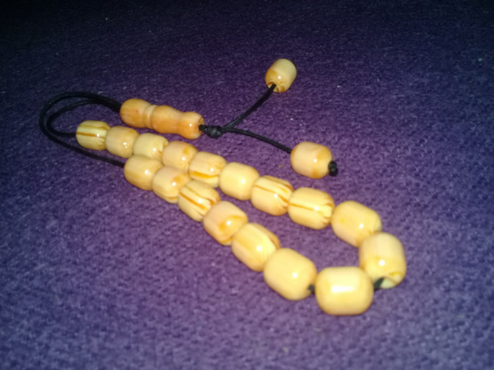 Matanii vechi cu bile mari,matanii vintage de colectie,Tp.GRATUIT ...